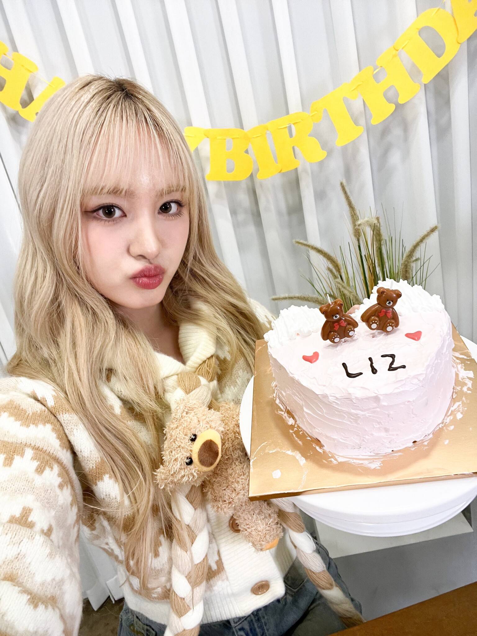 引用元：https://twitter.com/IVEstarship